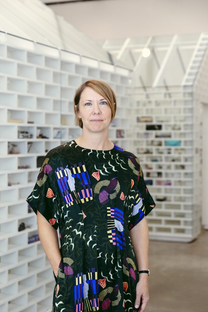 Gallery Talk: Ruth Erickson on The Gun Violence Memorial Project - ICA ...
